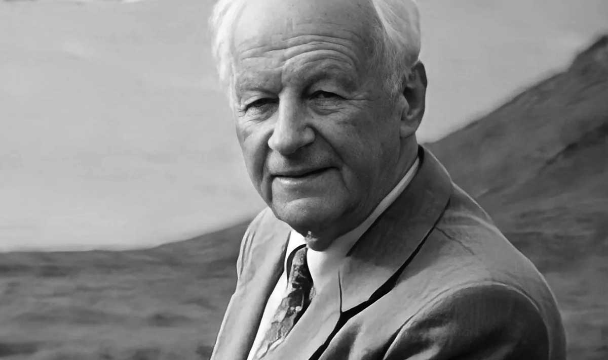 Stott y La Cruz de Cristo ·.·★ Estudio